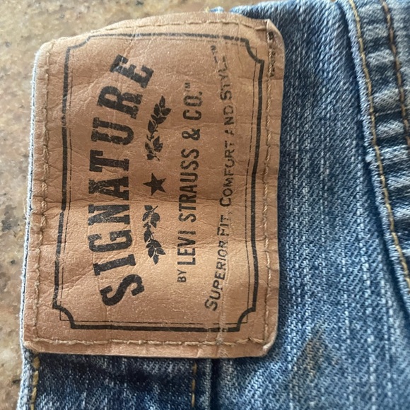 Levi's | Jeans | Mens Levis Signature Straight 3 X 32 | Poshmark